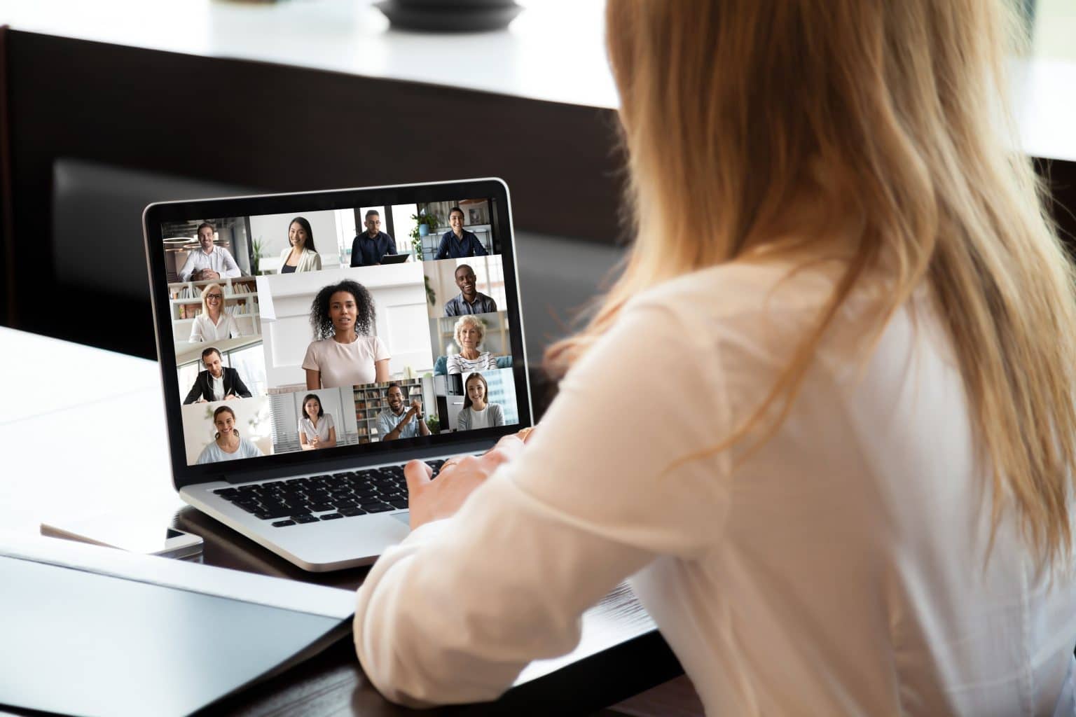 Top 5 Tips For Choosing a Video Production Agency | Moburst